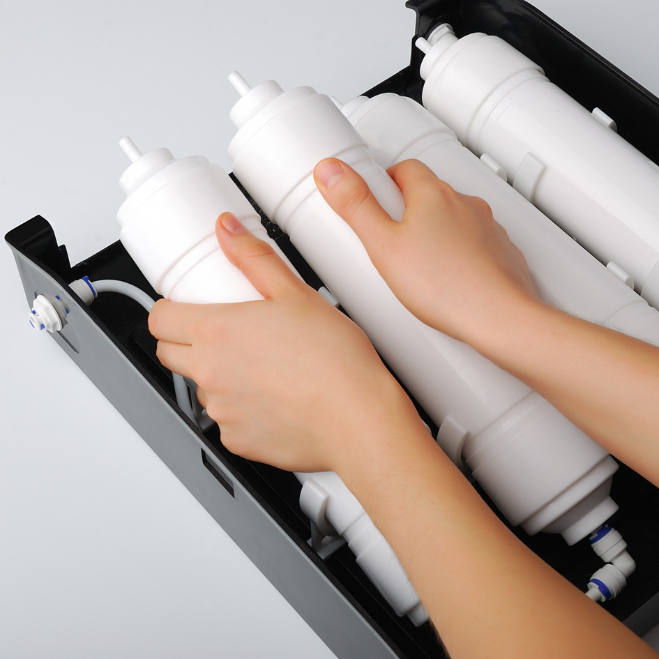 Slim Multi-stage U.F. Undercounter Water Filtration System | Prio ...